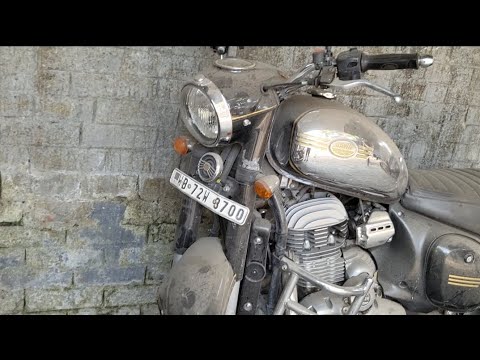 JAWA YEZDI service center in Siliguri | JAWA CLASSIC TOTALLY DAMAGED ...