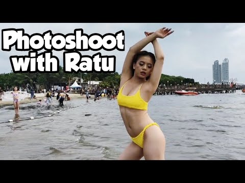 pesona keindahan sunset di Pantai Ancol..bareng motret Ratu dibalut bikini kuning..kewwren lurr ...