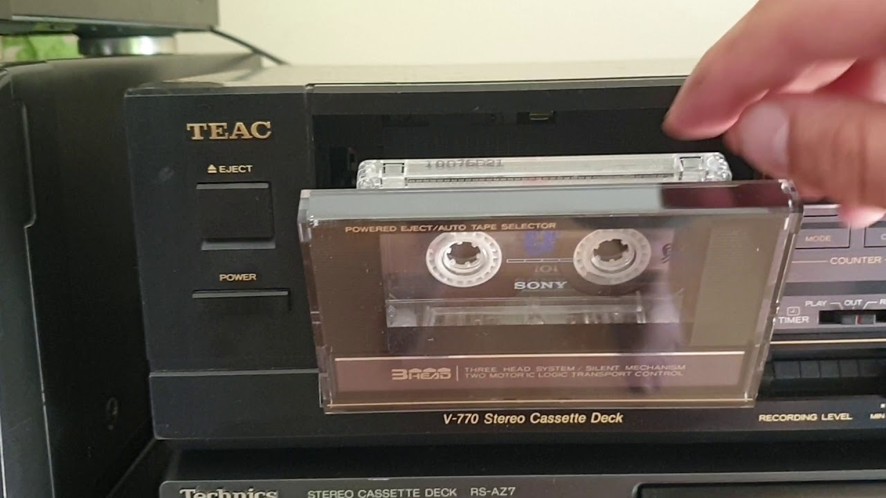 Teac V-770 - YouTube