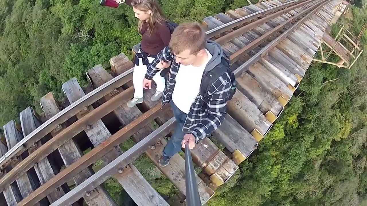 Viaduto 13 - Sobre os Trilhos 08.06.2013 - YouTube