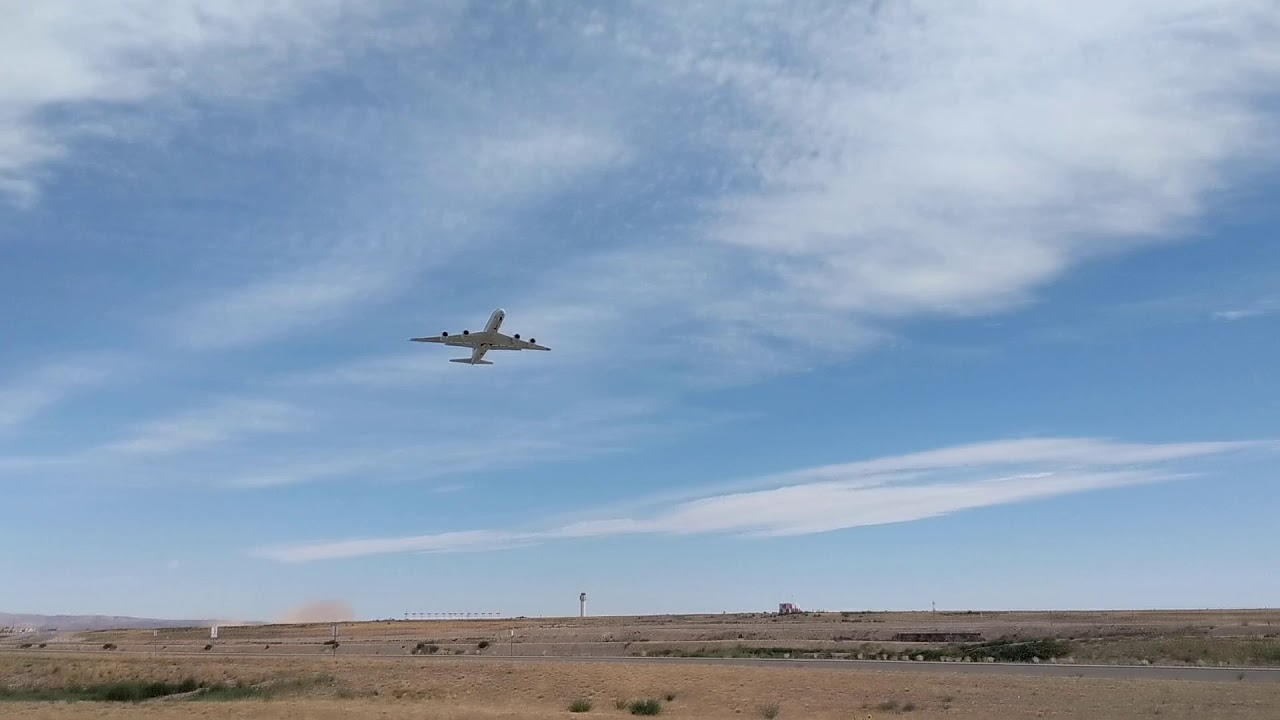 NASA DC-8 take off August 15, 2019 - YouTube