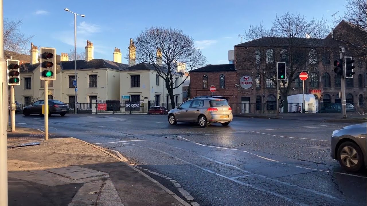A few pelican crossings in Nottingham (10/12/2022) - YouTube