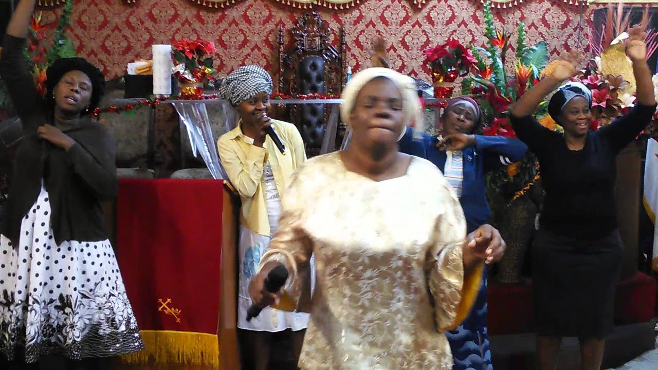Vielle De nuit Nan LEglise Rocher miracle. p..1 - YouTube