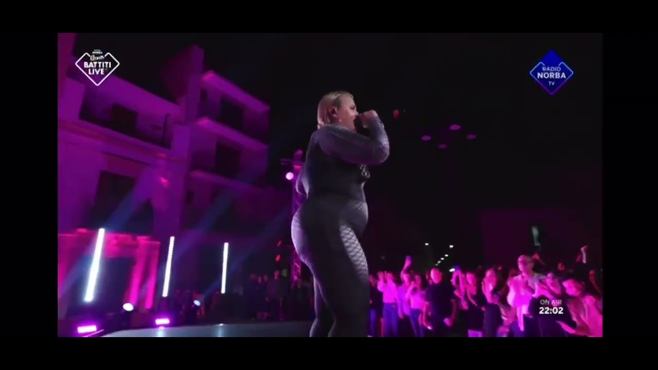 Mezzo Rotto - Battiti Live - Alessandra Amoroso e BigMama - YouTube
