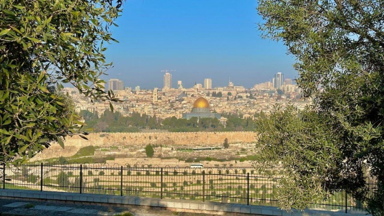 A View From the City II - Matthew 23:38-39 - YouTube