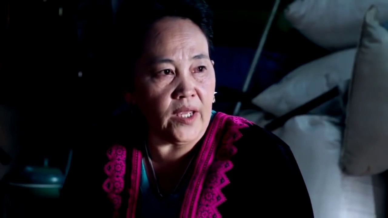 Koos Loos Noj Hmoov . 15 - YouTube