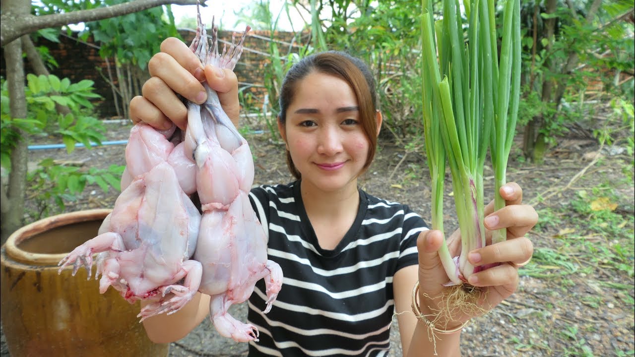 Yummy Frog Cooking With Ginger Recipe - Yummy Eating Frog Cooking ...