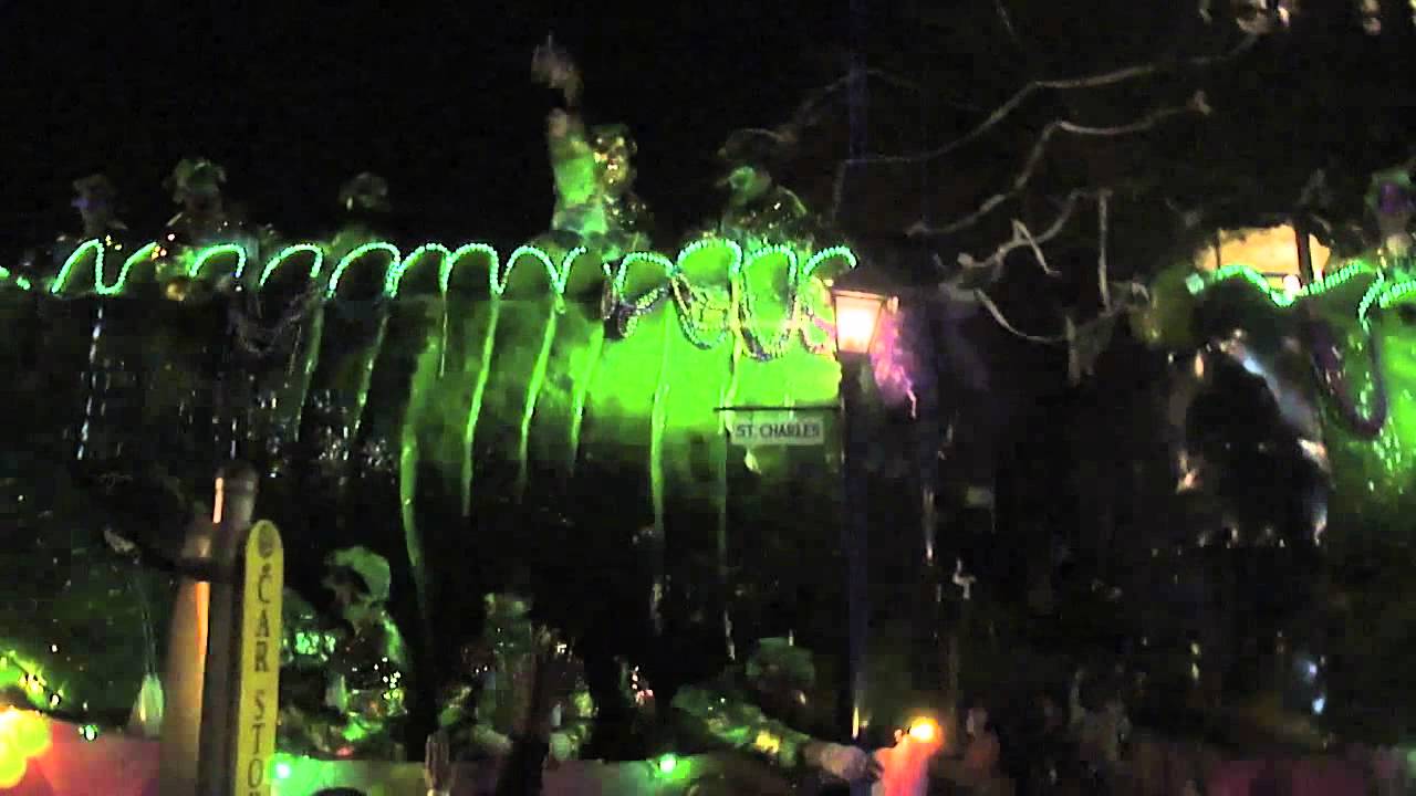 Bacchagator 2014 ~ Krewe of Bacchus ~ New Orleans Mardi Gras (HD) - YouTube