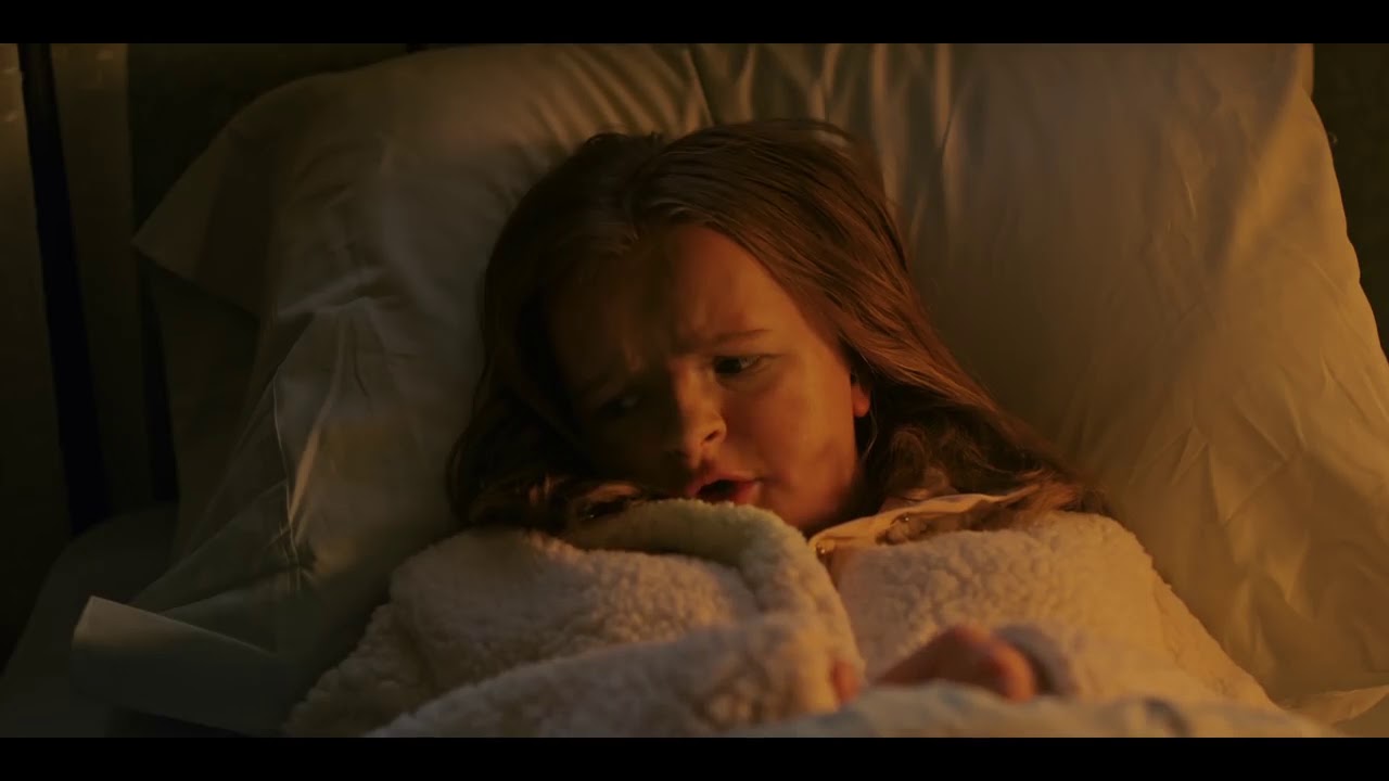 HEREDITARY - Official Trailer #2 - YouTube