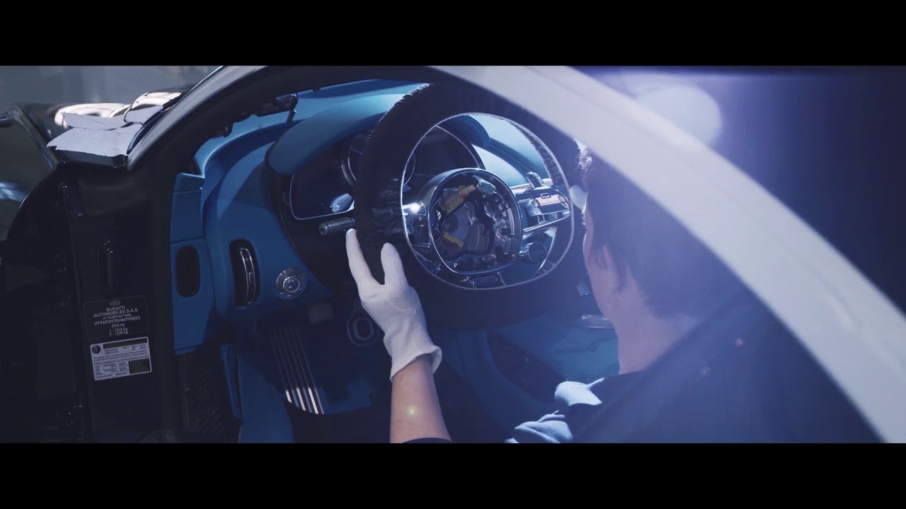 Bugatti Chiron - Production Commercial (EN) - YouTube