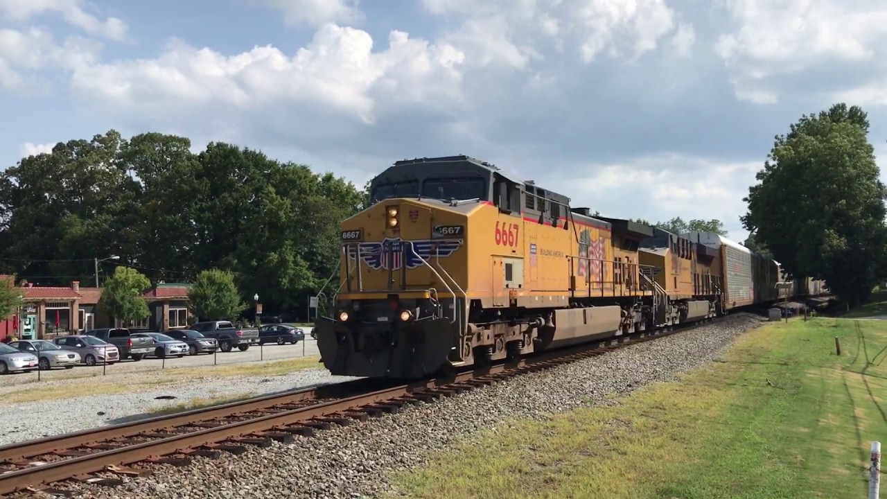 UP 6667 Leads 28K (Rerouted Racks) Thru Norcross, GA 8/11/19 - YouTube