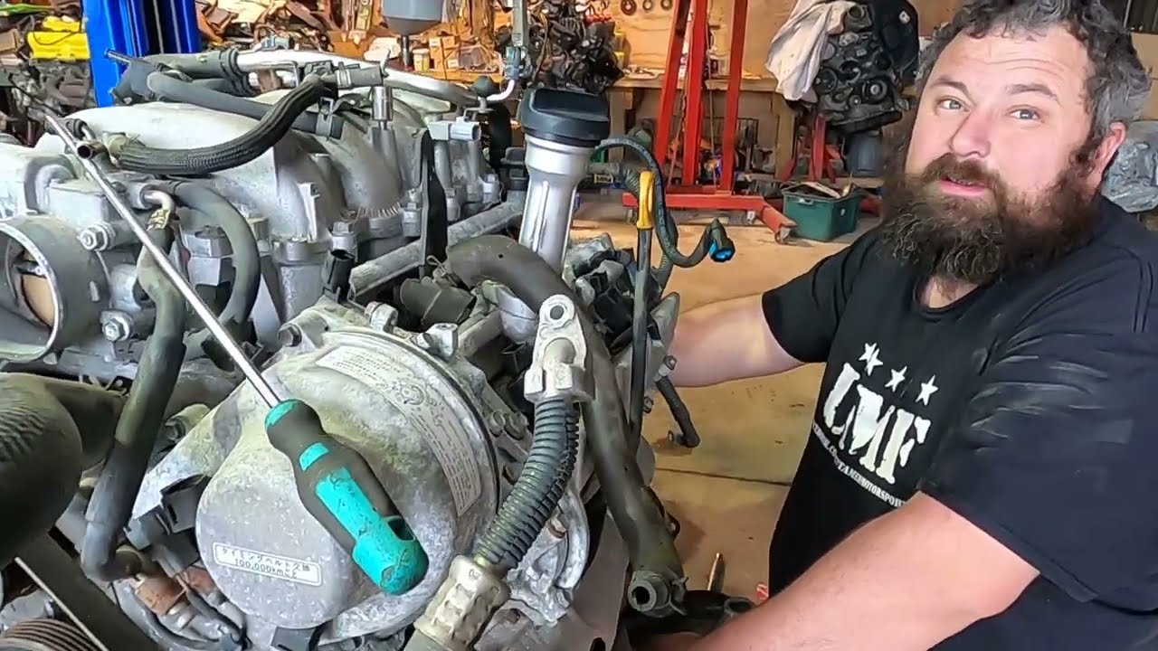 Stripping a 3uz Toyota Crown uzs186, and preparing the 3uz-fe for ...