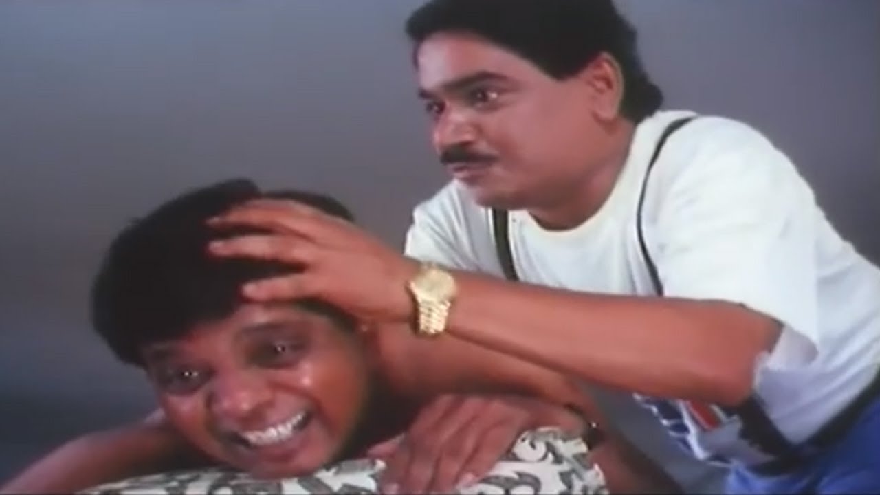 Malish Tel Malish - Laxmikant Berde, Sadashv A'purkar Comedy Scene ...