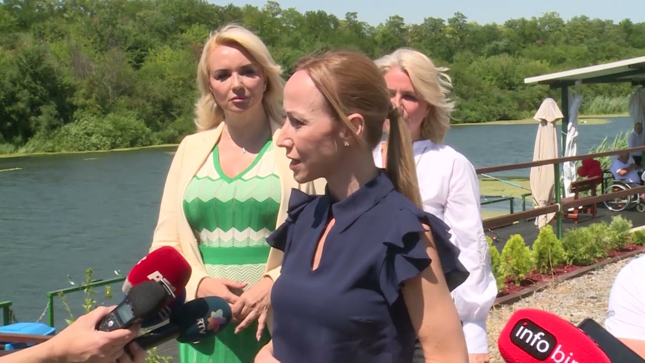 Vrsac, Dragana Mitrovic, gradonacelnica Vrsca, ministarsvo, grad i Voda ...