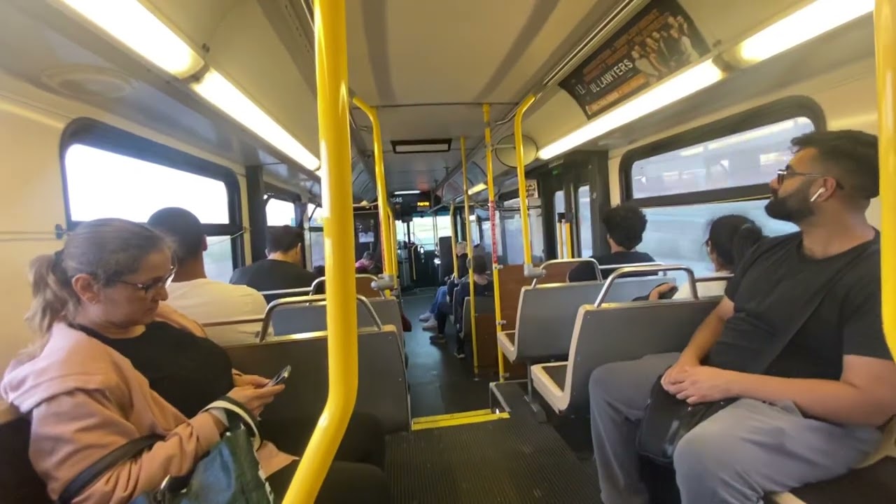 Mississauga Transit Miway 2005 New Flyer D40LF 0545 on route 109 ...