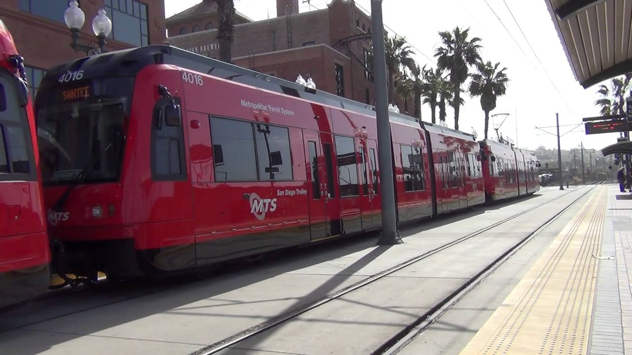San Diego MTS Trolley Siemens S70 #4027 at Washington Street - YouTube