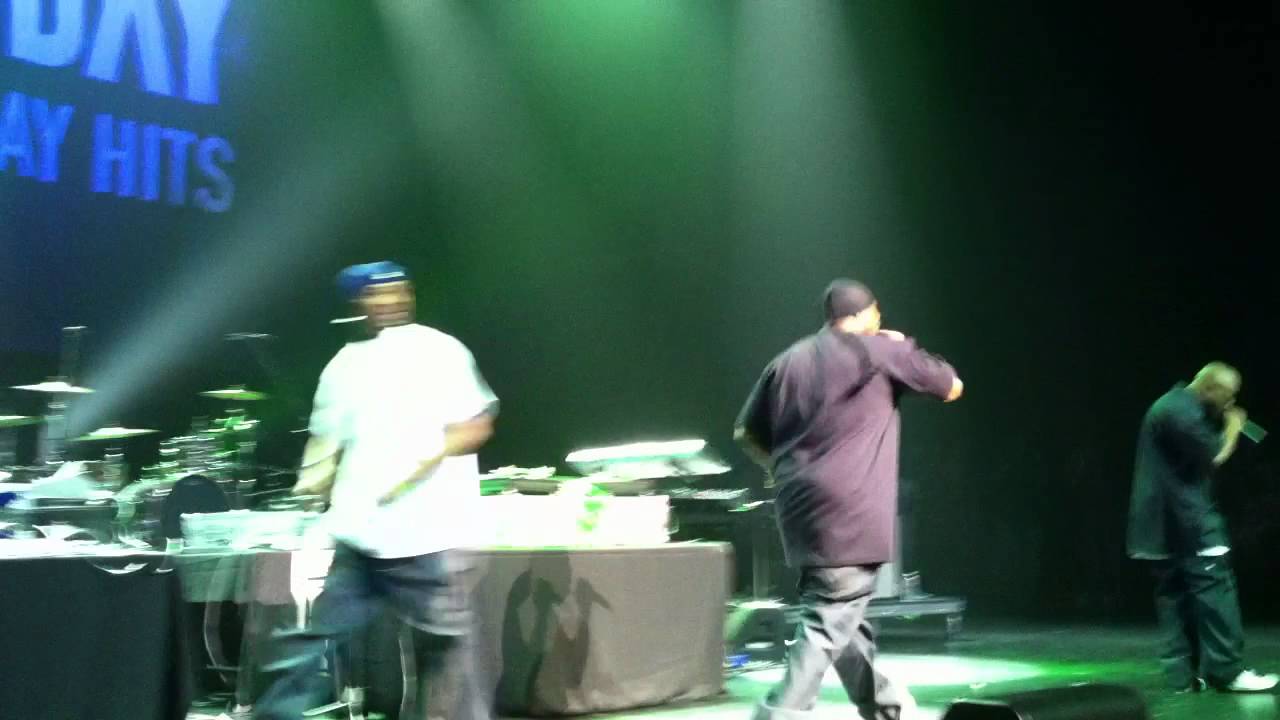 Fresh Fest 2011 - WC Crip walkin on stage - YouTube