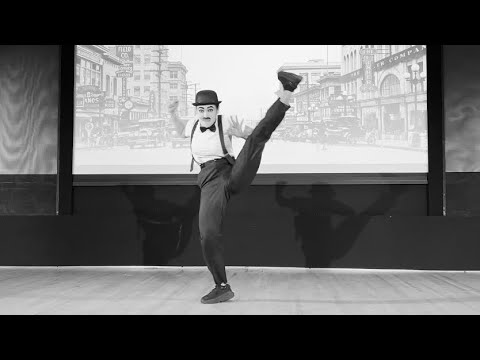 Charlie Chaplin - modern time dance scene by Siri - YouTube