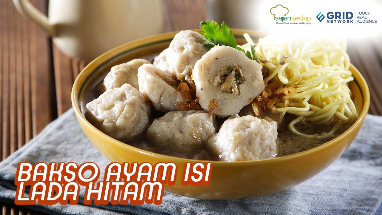 Resep Bakso Ayam Lada Hitam, Bakso dan Kuahnya Nendang Banget! - YouTube