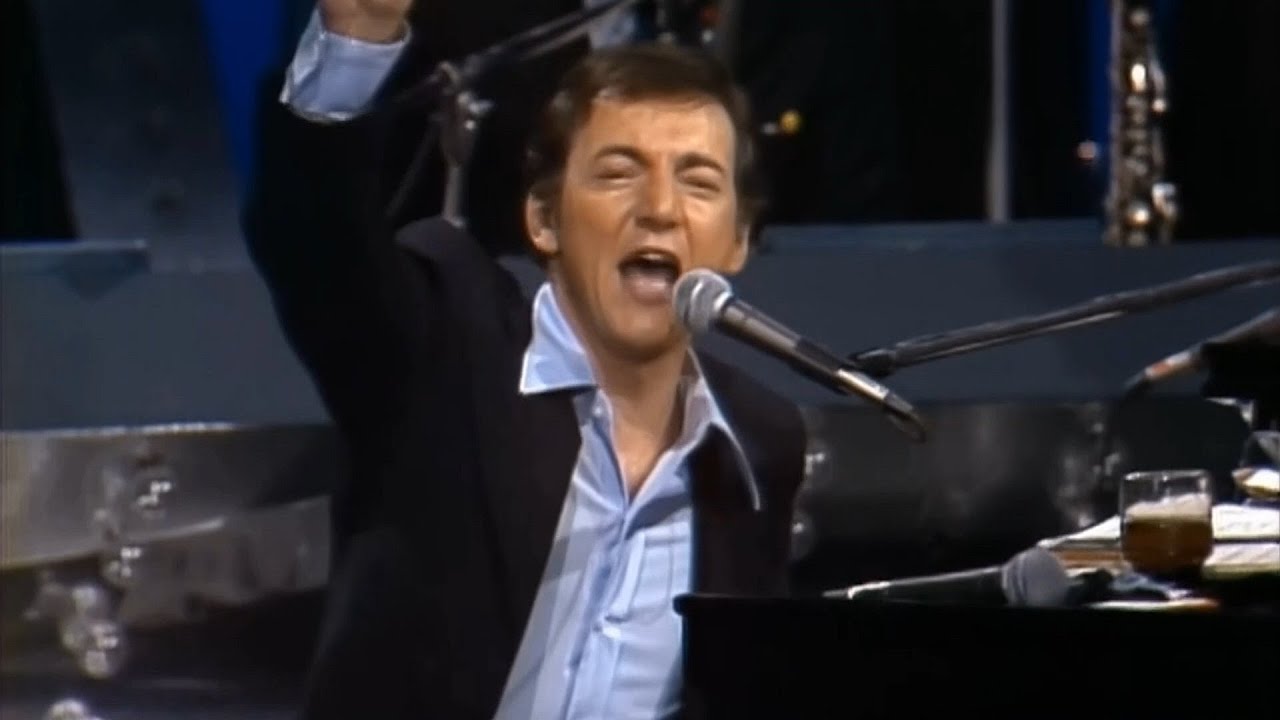 Bobby Darin “Splish Splash (I Was Taking a Bath)" 1973 HD-Widescreen ...