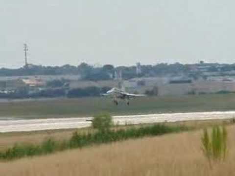 VMFA-142 Gators F/A-18 Hornet JRBFTW - YouTube