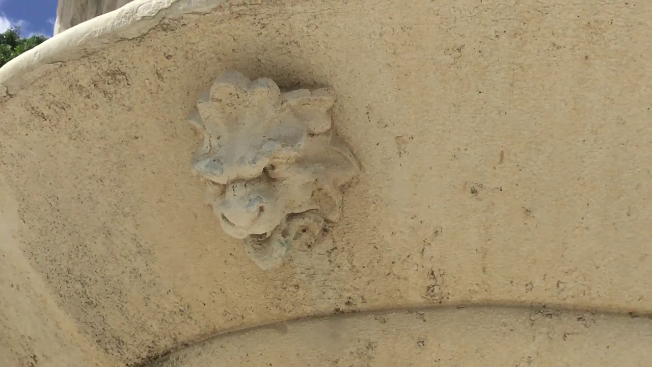 Applegate Park: Laura Fountain: Merced, CA. - YouTube