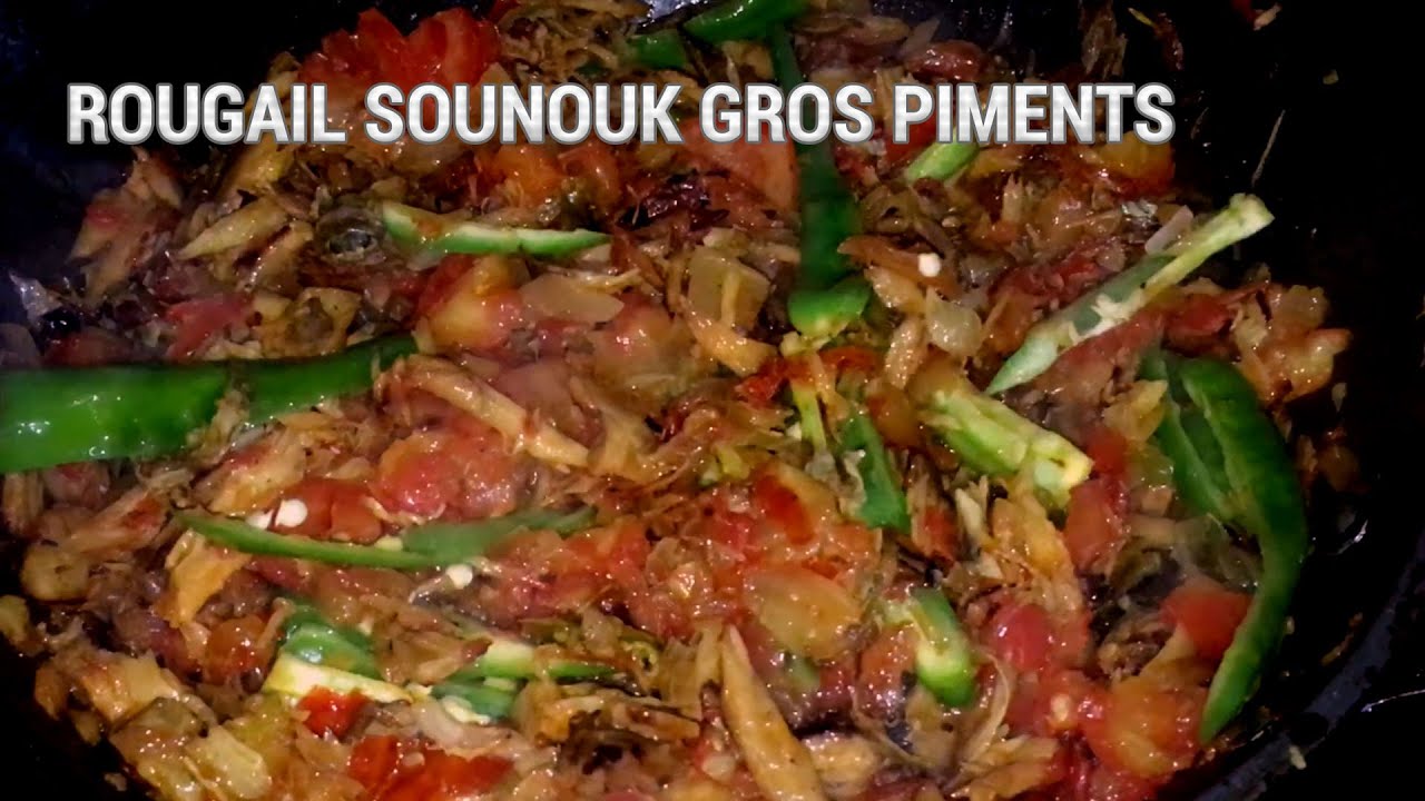 Rougail sounouk (SNOEK) gros piments. - YouTube