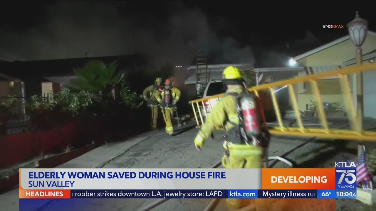 Sun Valley house fire put out by firefighters - YouTube