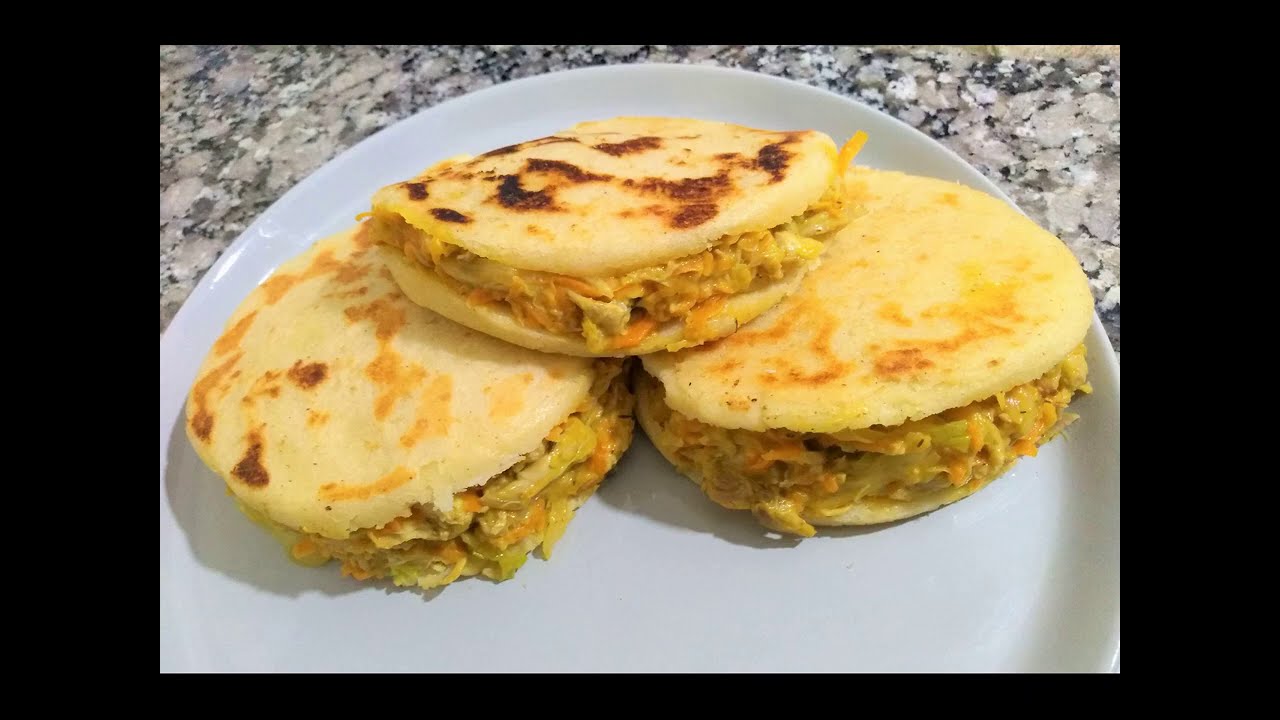 AREPAS RELLENAS CON POLLO, MUY FÁCILES Y DELICIOSAS - YouTube