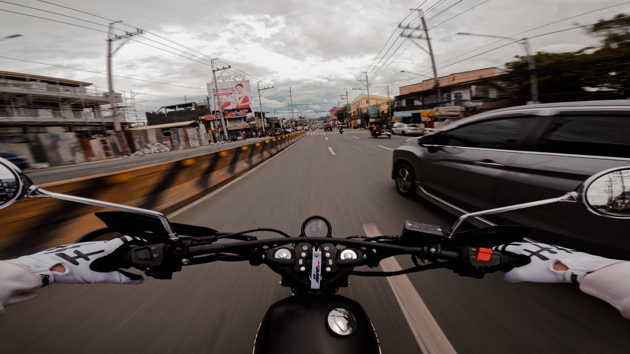 Rusi Classic 250i Pure Engine Sound - YouTube