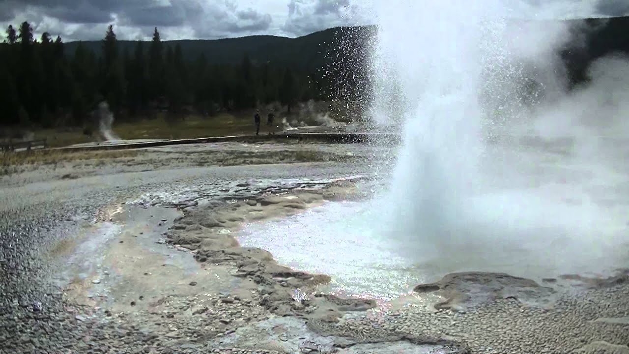 Sawmill Geyser start August 28, 2013 at 1755 - YouTube