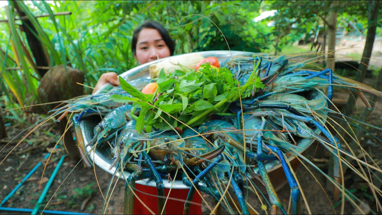 Cooking River Prawn Soup - Cooking With Sros - YouTube