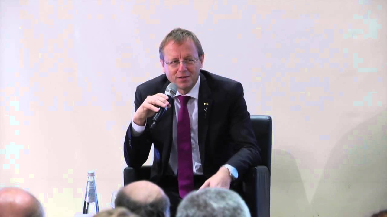 GNF ESA Director General Jan Woerner meets the Press - YouTube