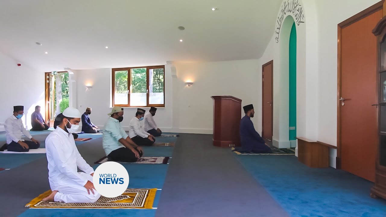 Ahmadi Muslims in Netherlands Celebrate Eid ul Adha - YouTube