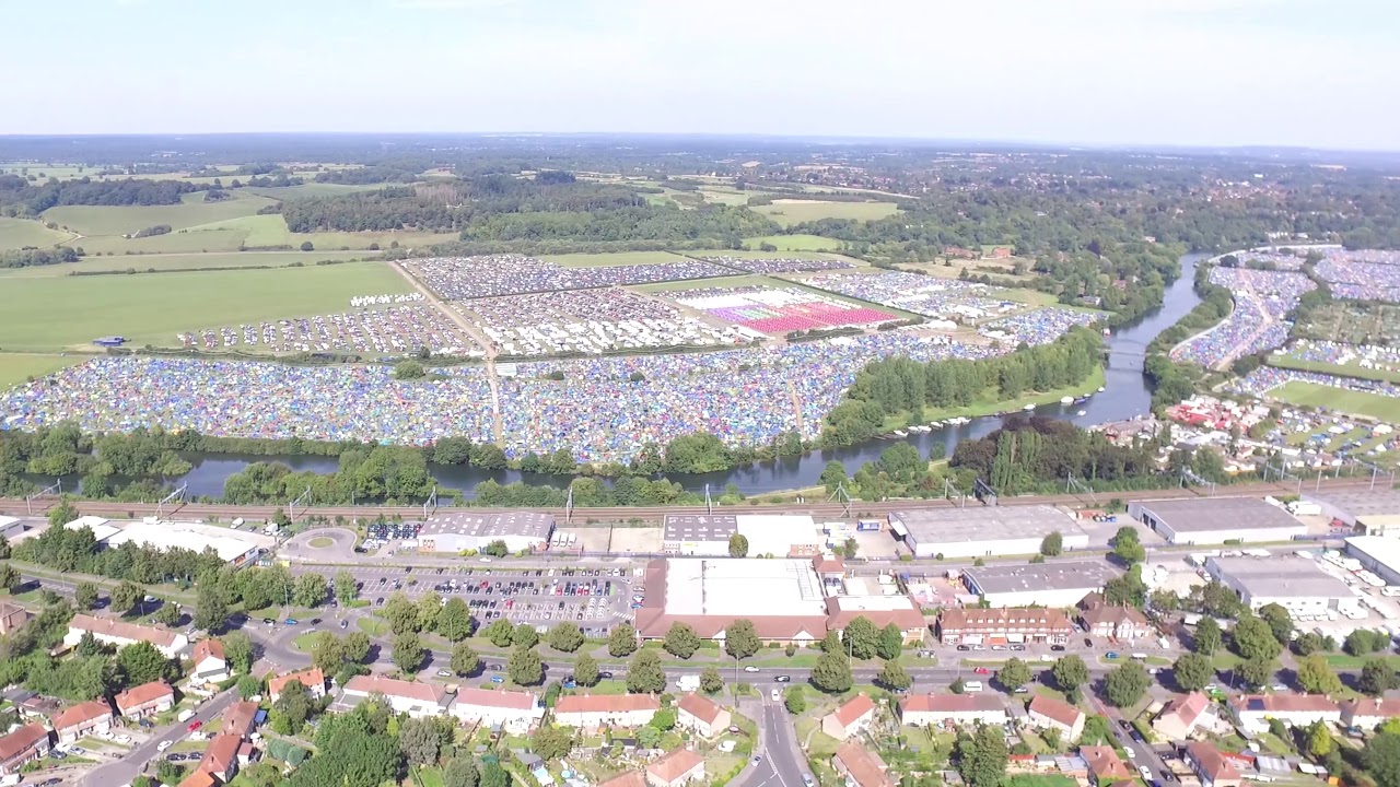 Reading Festival drone view 2019 - YouTube