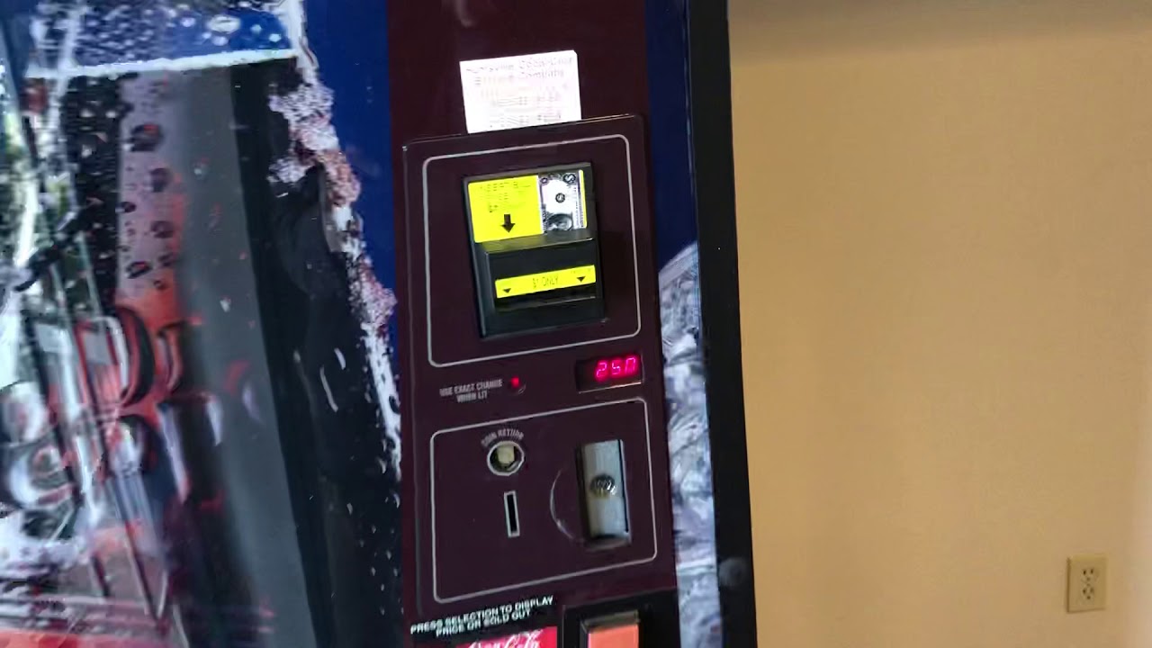 EPIC FAIL broken Dixie narco vending machine at Hampton cove golf club ...