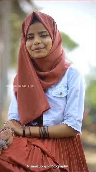 malarnthum malaratha pathi malar pola - YouTube