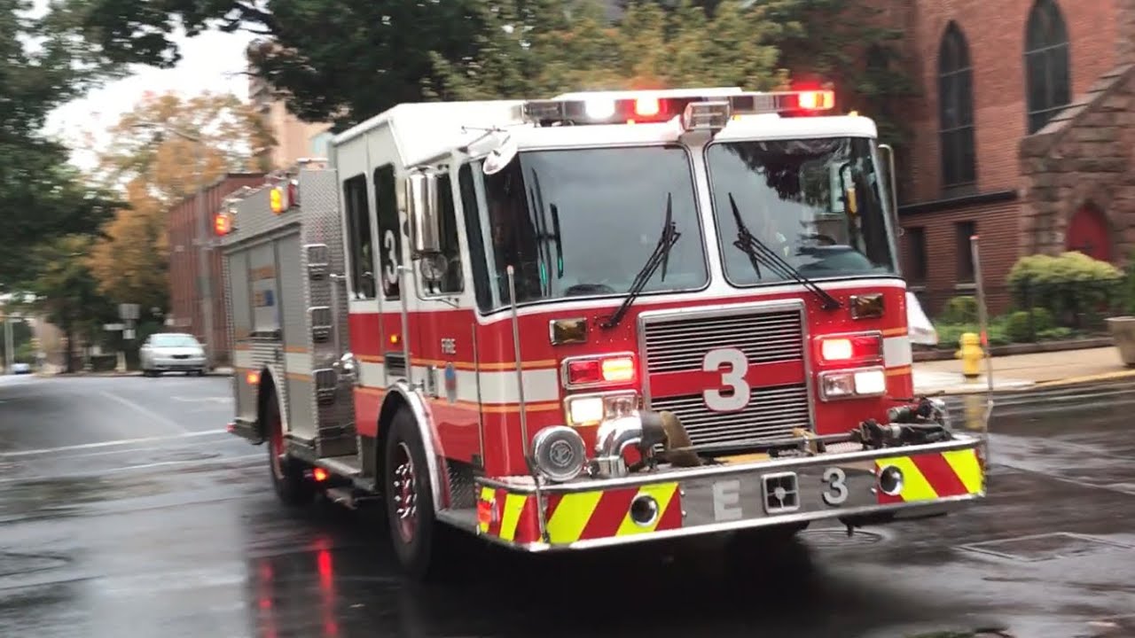 Reading Fire Deptartment Engine 3 & Car 9 Responding - YouTube