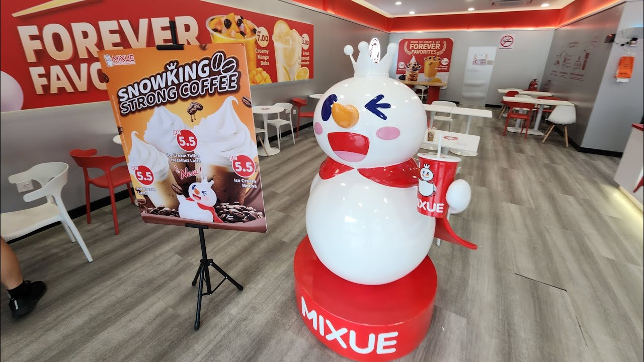 Snowking Strong Coffee Ice Cream Latte @ Mixue only RM5.50 - YouTube