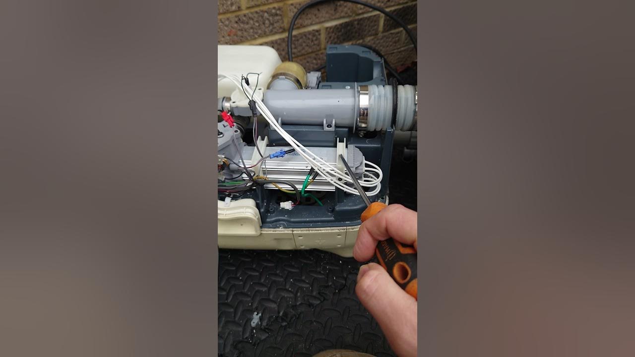 Bestway lazy spa e01 e02 e03 e04 error - YouTube