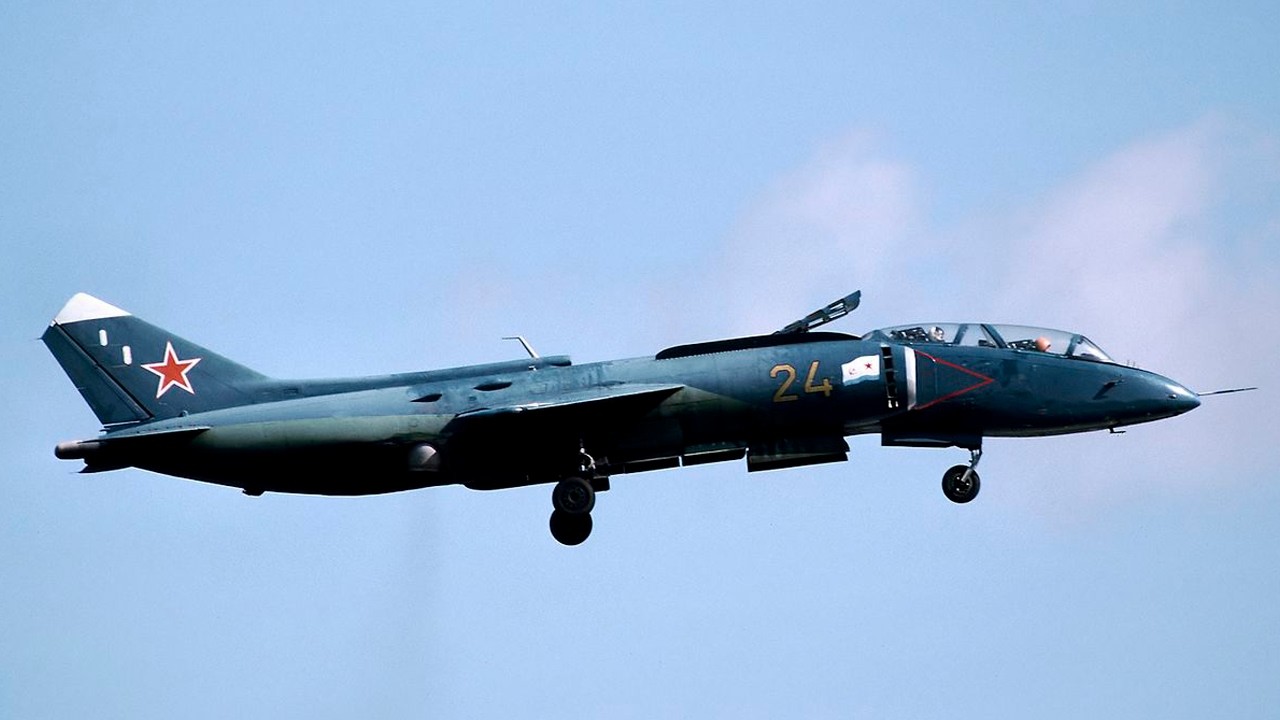 The Soviet Fighter Everyone Feared (Until They Saw It In Action) - YouTube