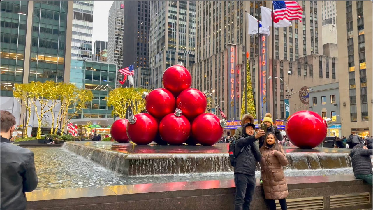 Walking NBC Studios , Rockefeller Center , 6th Avenue Manhattan New ...