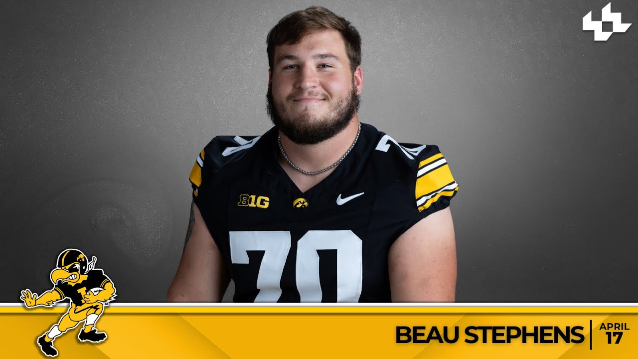 Beau Stephens Interview | Iowa Football | April 17 - YouTube