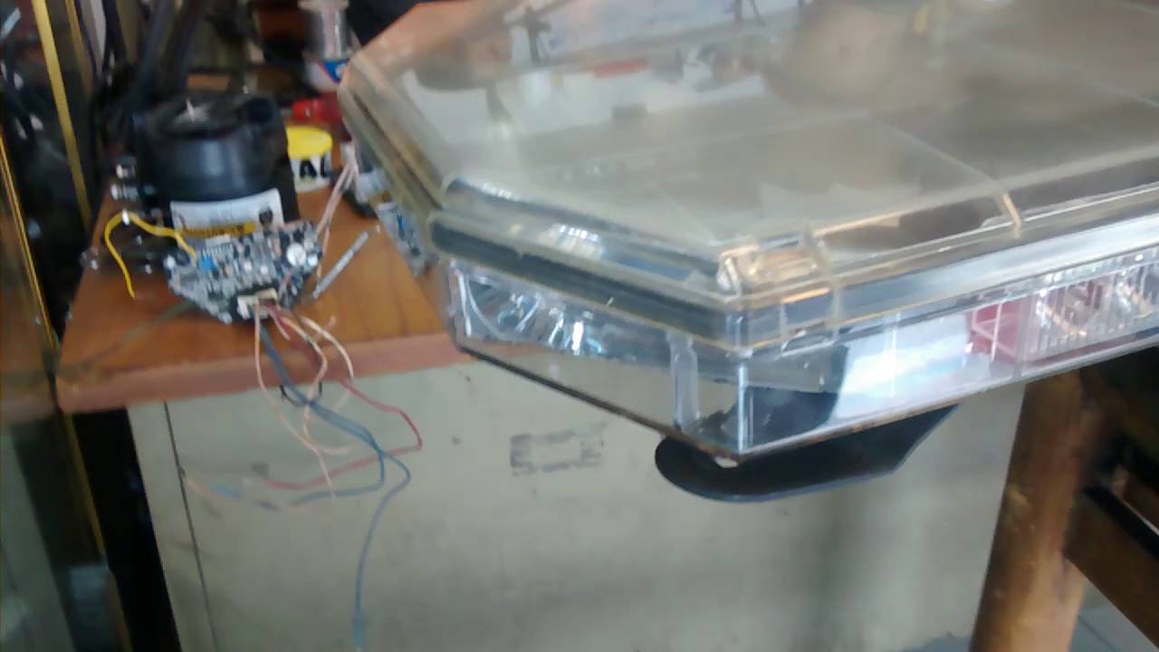 Torreta code 3 de leds excalibur - YouTube