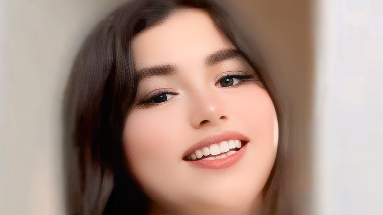 Princess Aliya: Gorgeous Plus Size Curvy Model, Biography, Fashion ...