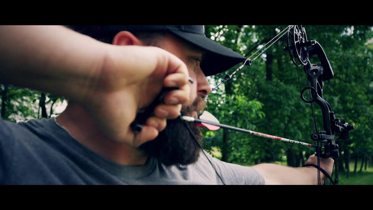 Commercial for the new Carbon Express Maxima Triad arrows - YouTube