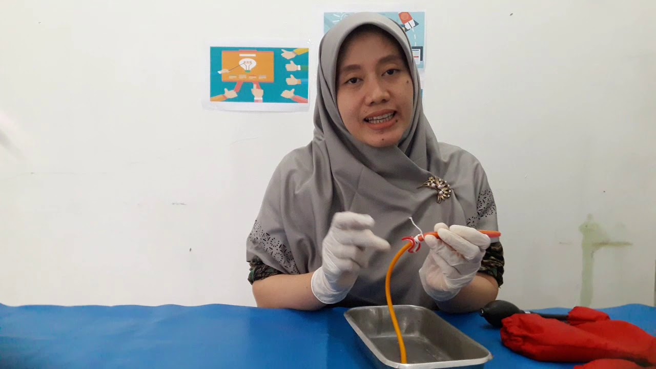 Teknik Pemasangan Kondom Kateter - YouTube