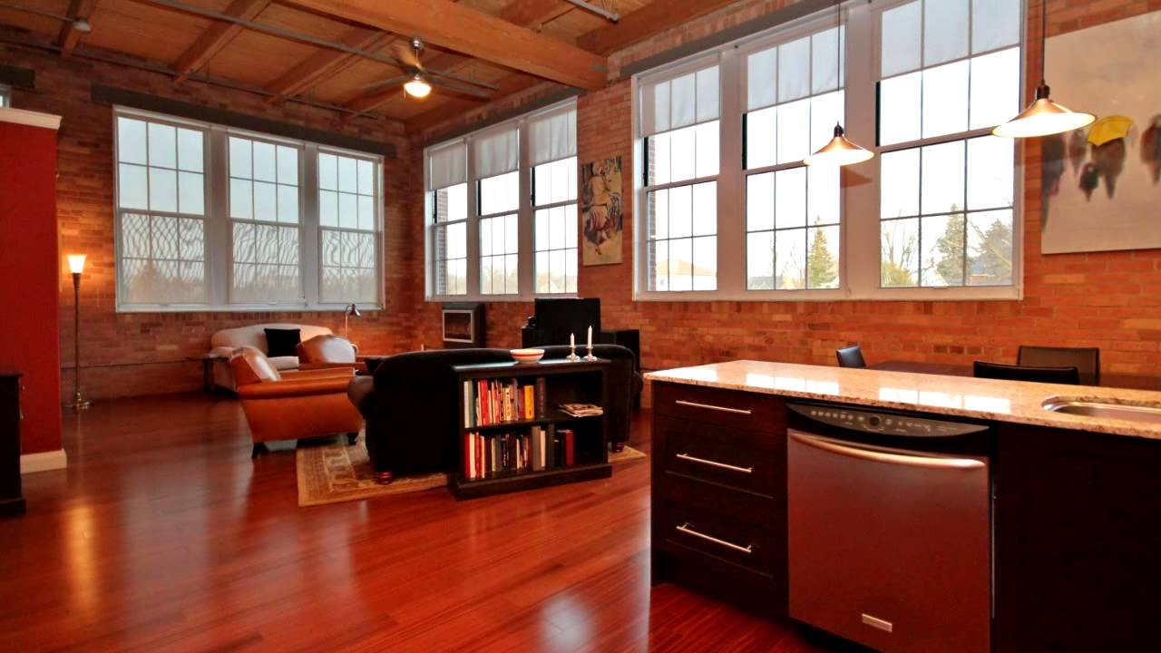 543 Timothy Street #315, Newmarket - YouTube