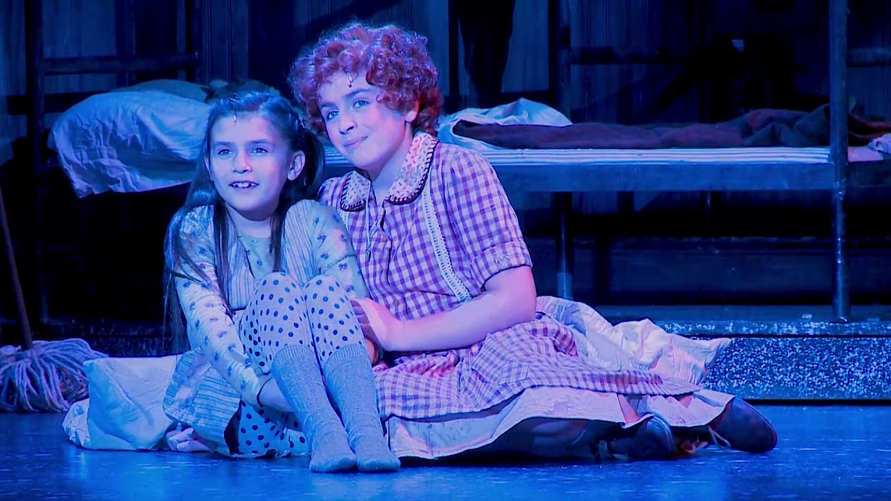 "Maybe" from Annie at The 5th Avenue Theatre - YouTube