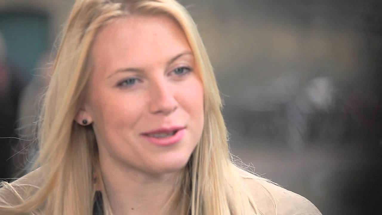 LO Laura Oates ShowReel V2 - YouTube